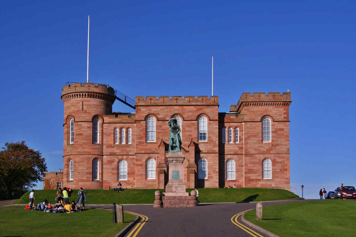 Scottish B&B Adventure with Castle Stay - Vacation Package & Tour