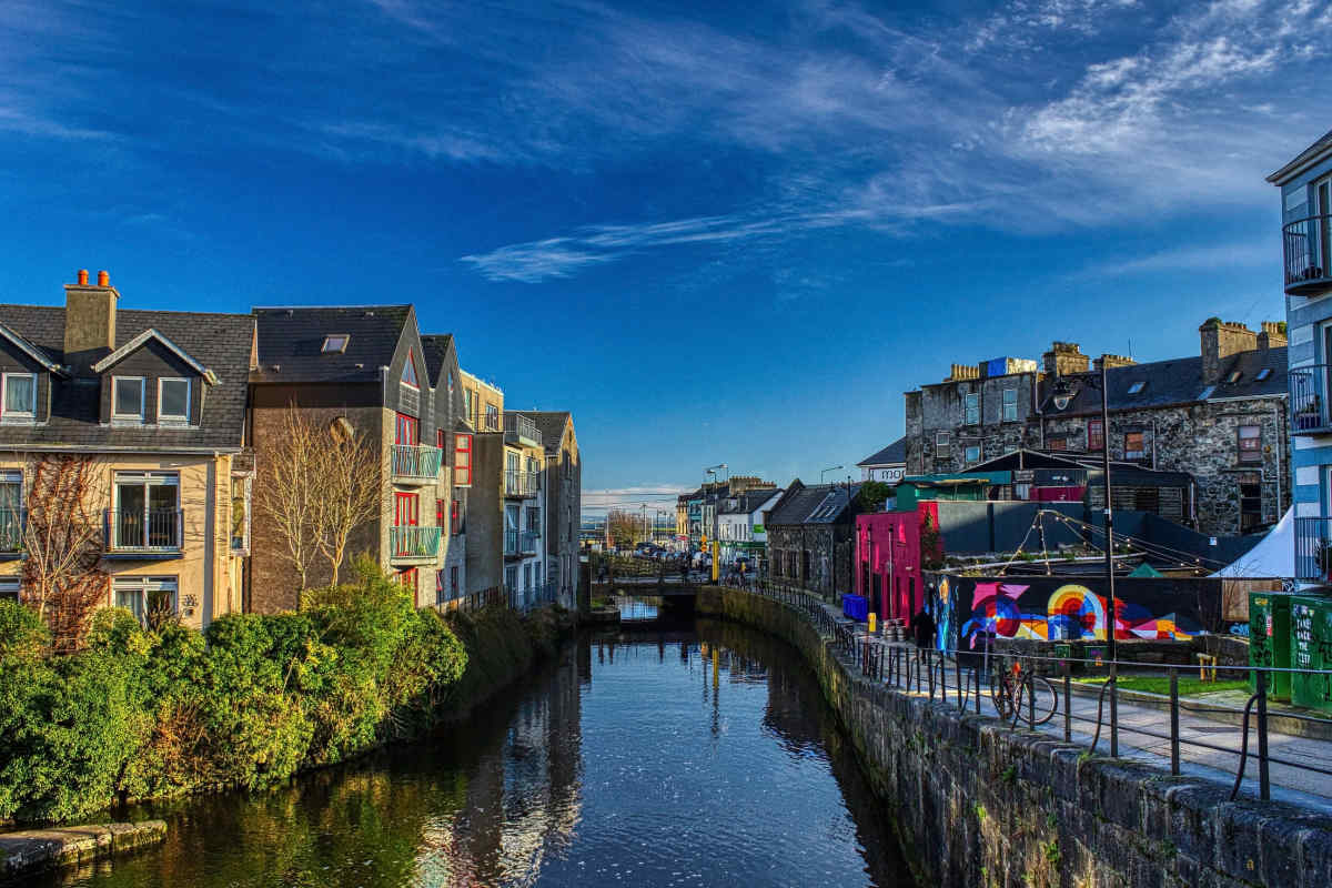 Irish Coasts by Rail: Dublin & Galway - Central Hotels - Vacation ...