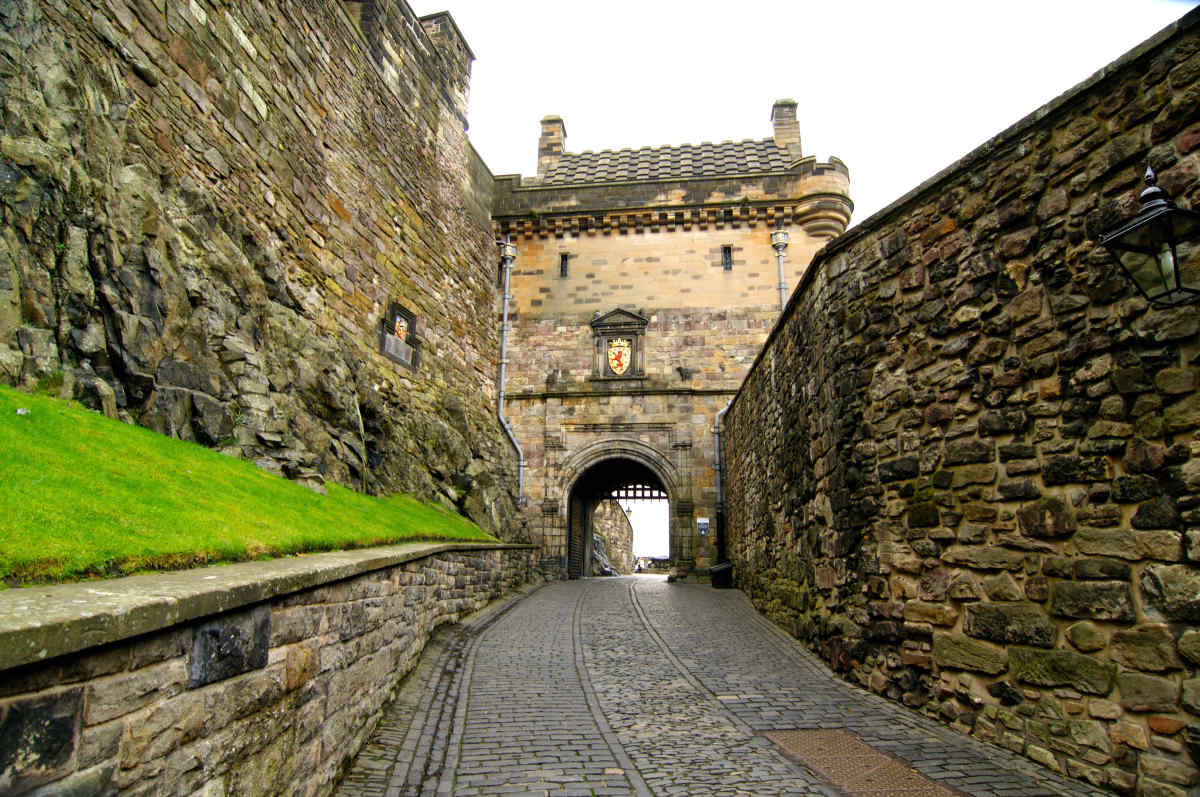 Vacation Package to Edinburgh & Dublin Experience | Ireland & Scotland ...