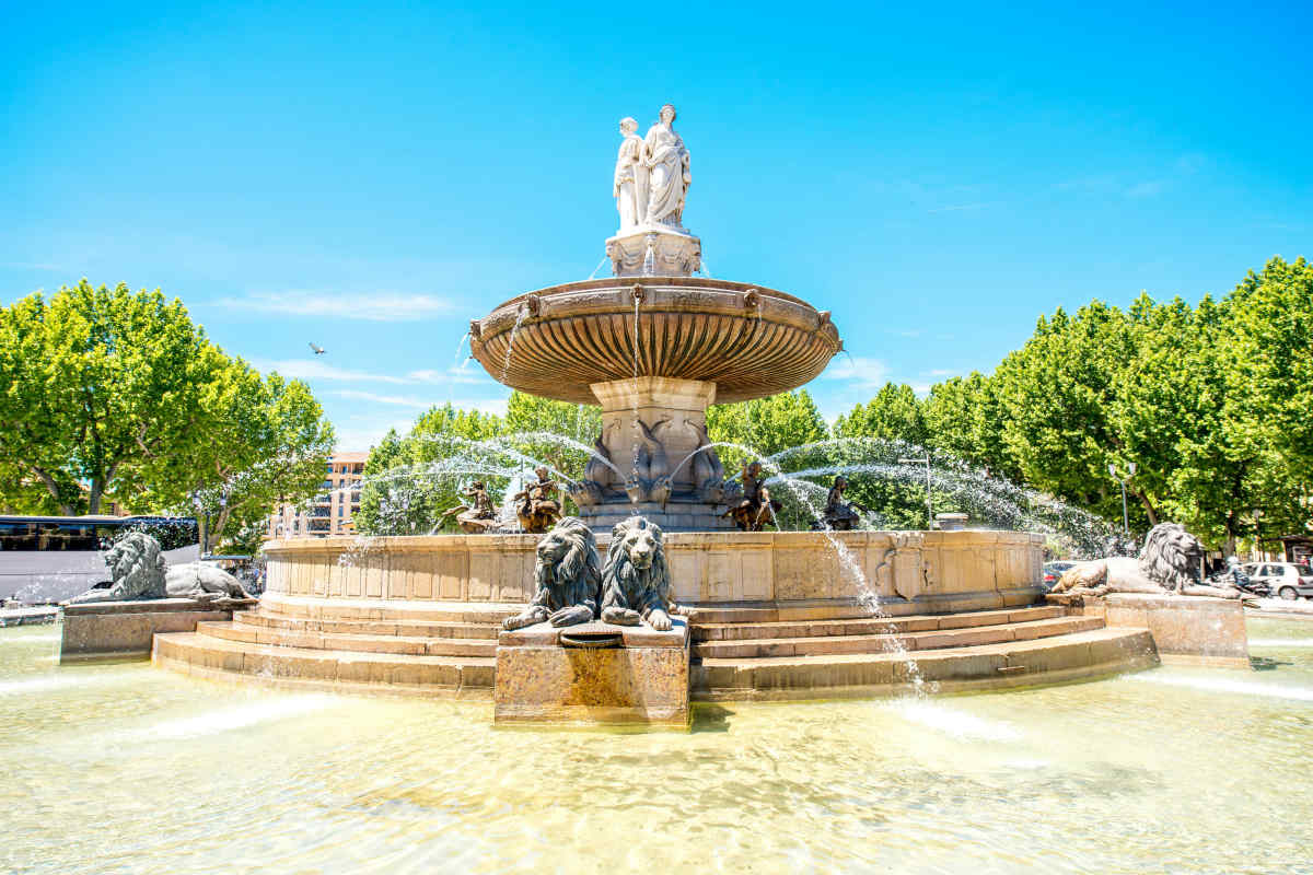 Vacation Package to France | Paris & Provence Vacation Package ...
