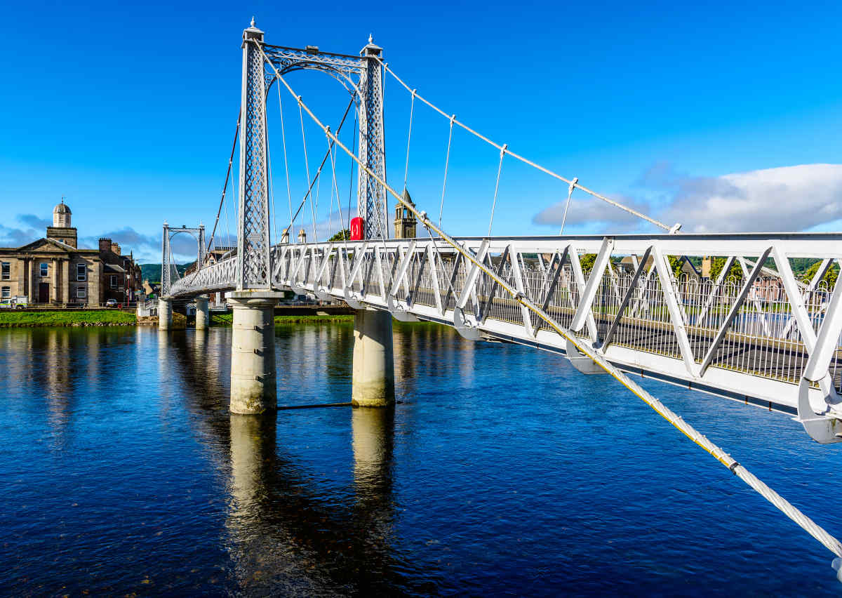 Edinburgh, Inverness & Glasgow Vacation Tours | GreatValueVacations.com