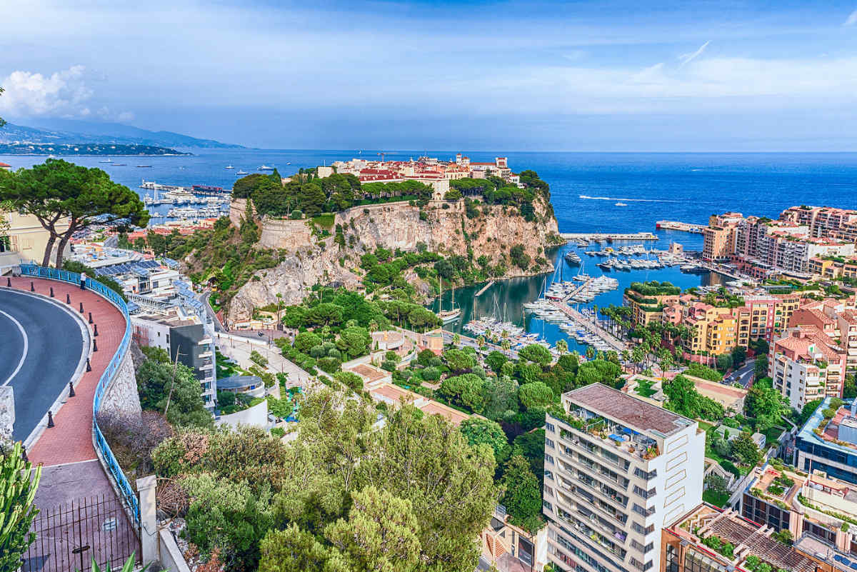 Experience the French Riviera in Cannes Experience the French Riviera in Cannes