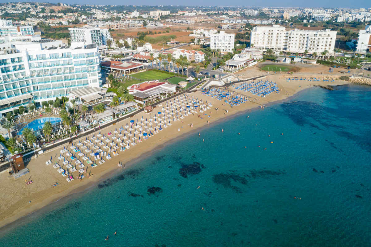 Sunny Cyprus: Capo Bay Hotel - Holiday Package & Tour