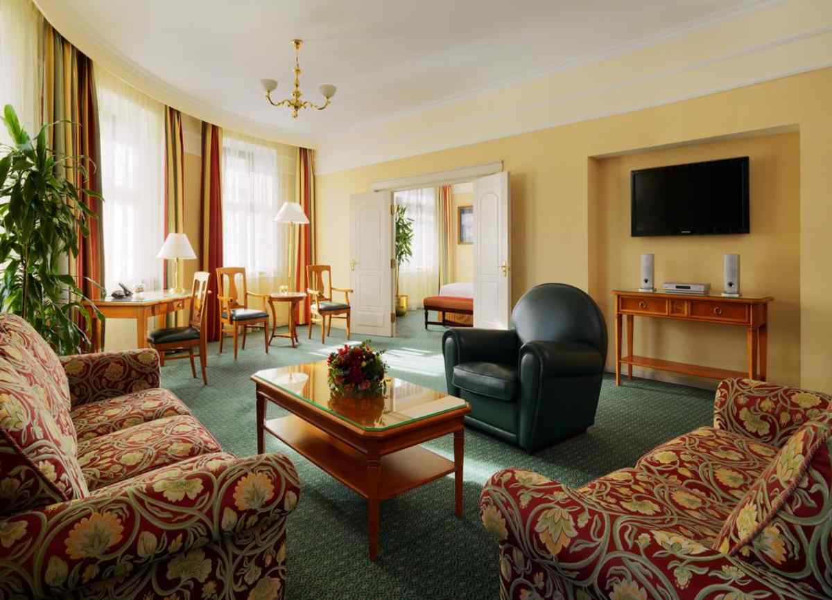 Moscow Marriott Grand Hotel, Moscow | GreatValueVacations.com