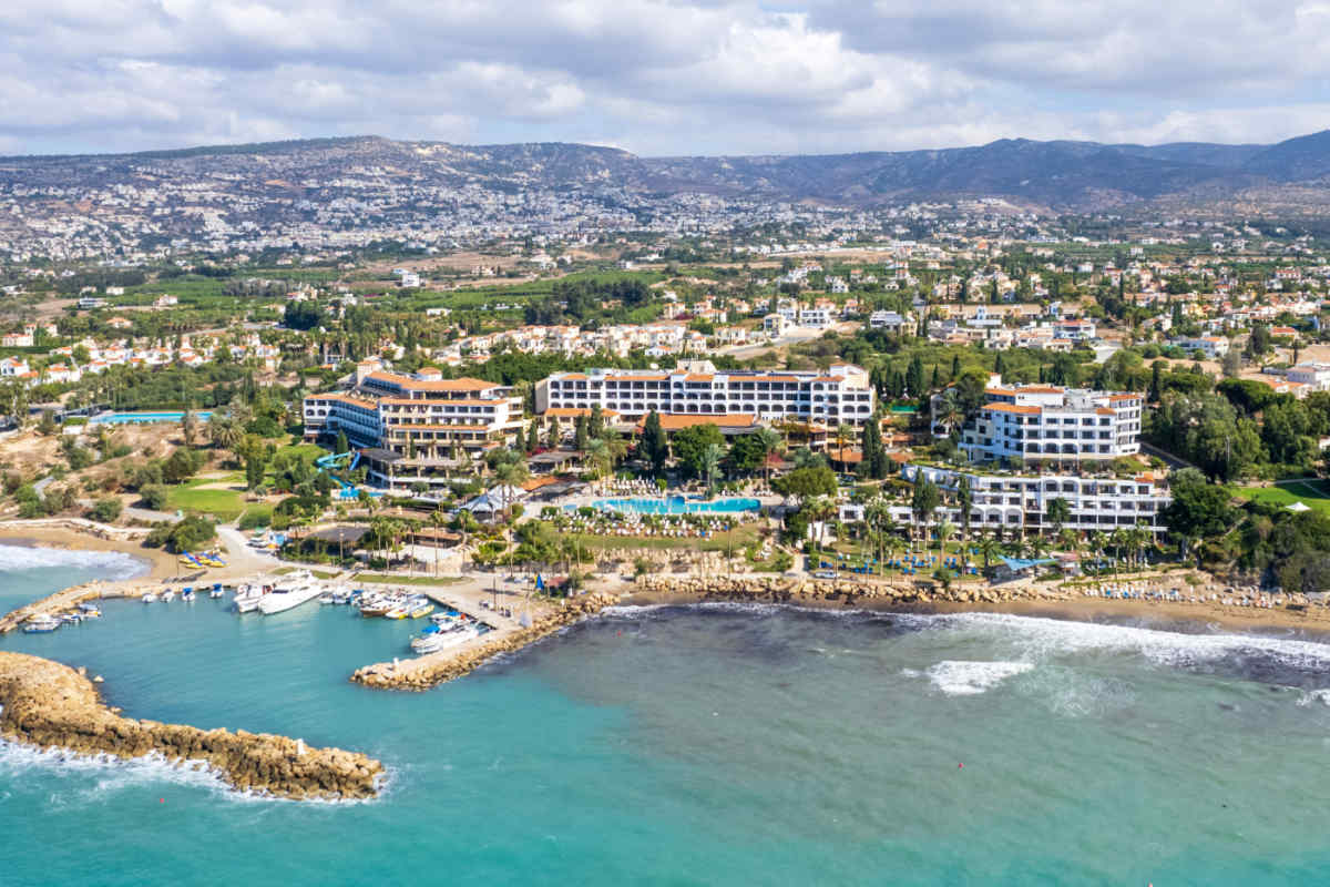 Cyprus Holiday: Coral Beach Hotel & Resort Upgrade - Holiday Package & Tour