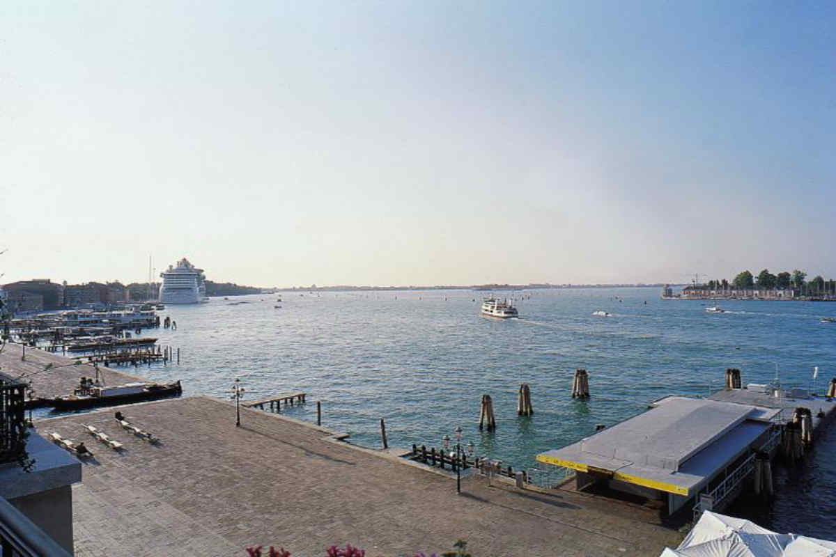 Hotel Locanda Vivaldi, Venice | GreatValueVacations.com