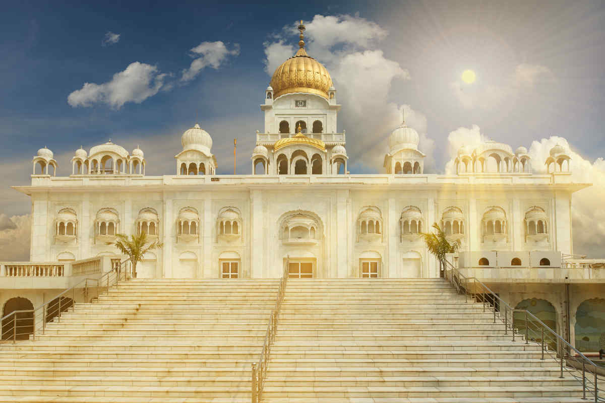 Eat, Pray, Love in Rome, India & Bali - Vacation Package & Tour