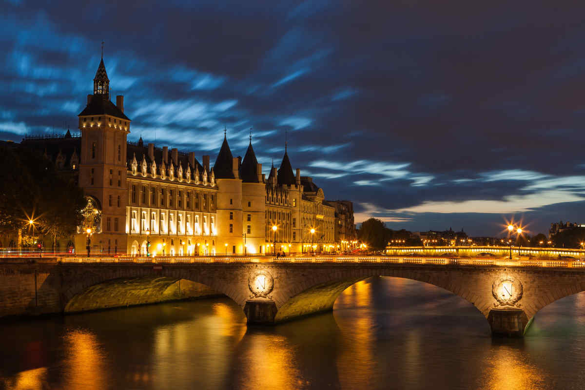 Paris & Vienna - Vacation Package & Tour