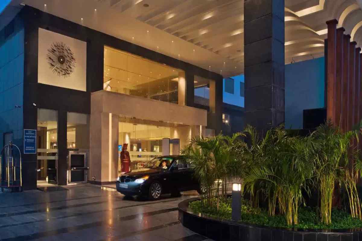 Crystal Sarovar Premiere Agra, Agra | GreatValueVacations.com