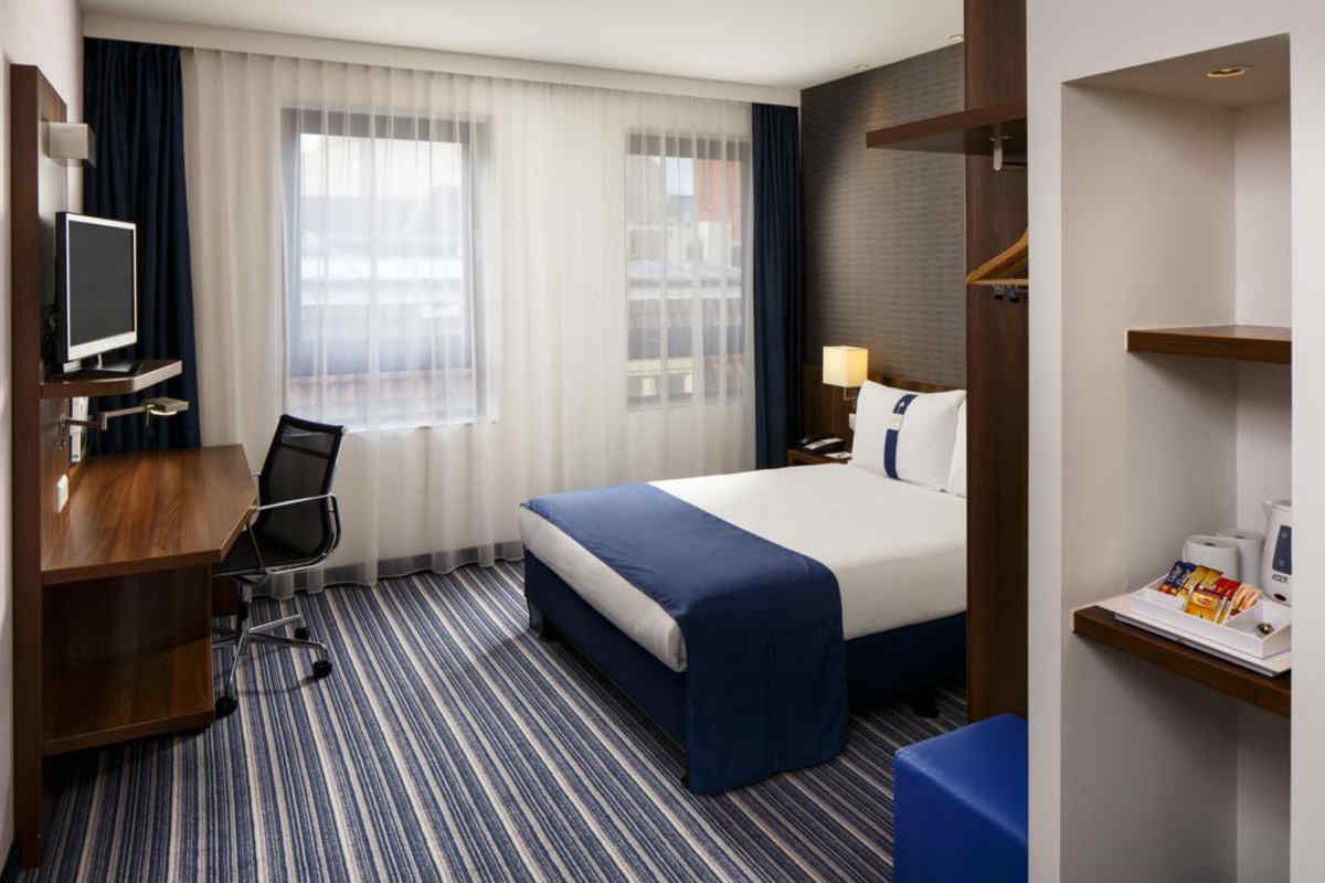 Holiday Inn Express Amsterdam, Arena Towers, Amsterdam ...