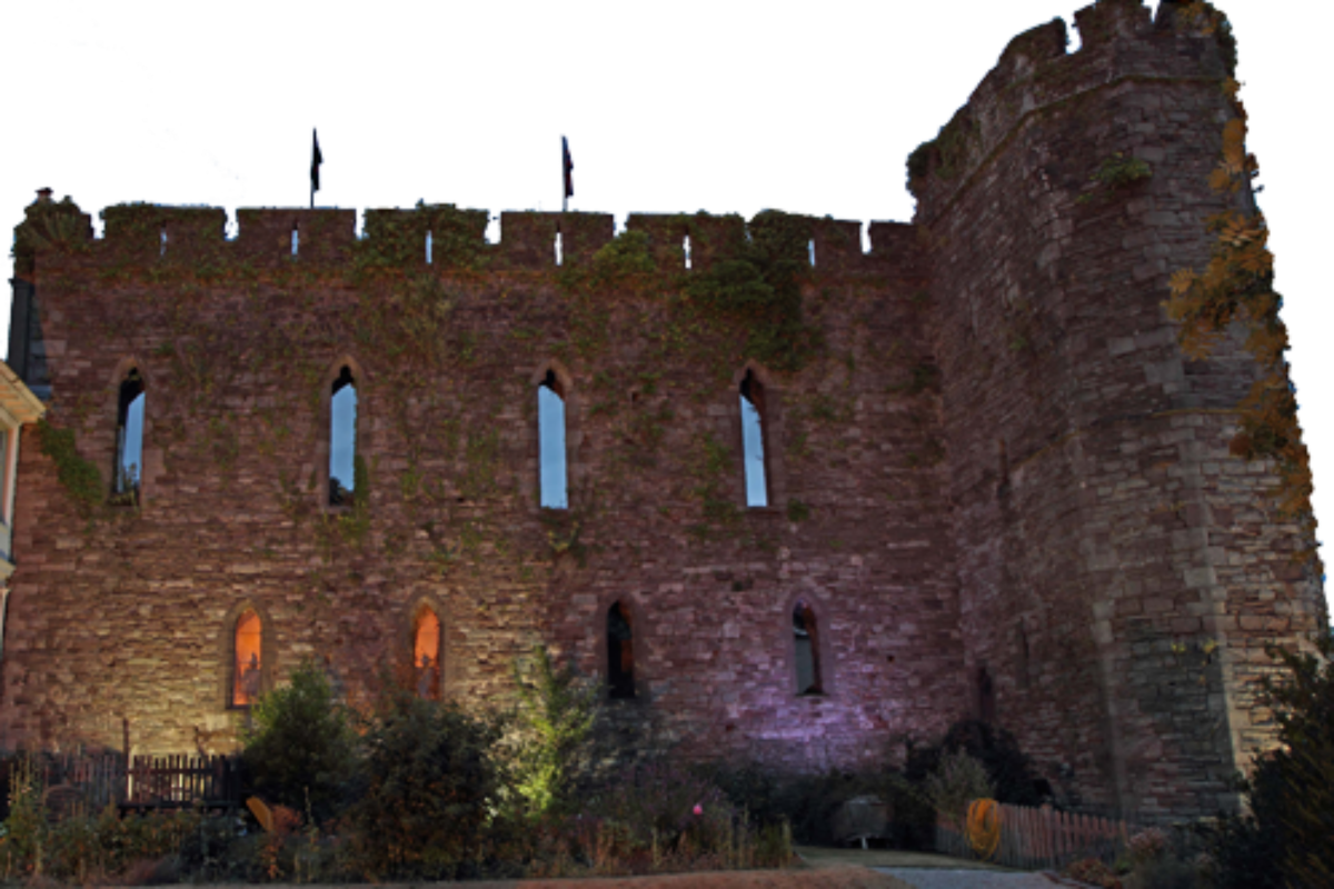 Brecon Castle Hotel, Brecon | GreatValueVacations.com