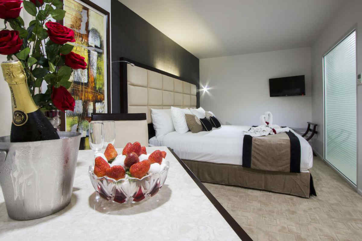 VR Queen Street Hotel & Suites, Auckland | GreatValueVacations.com