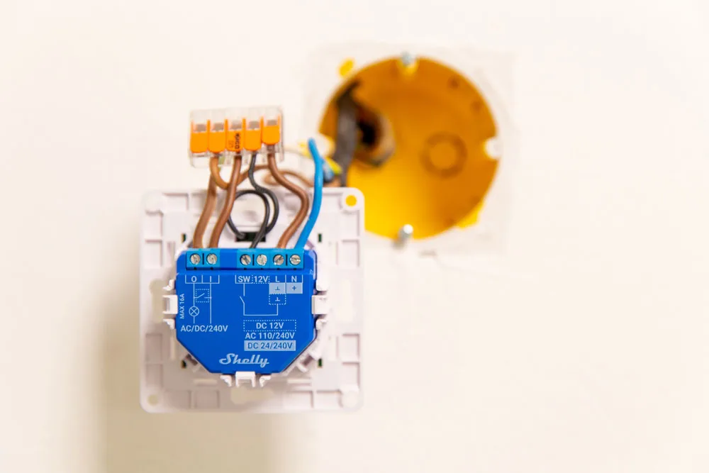 לחצן שלי Shelly switch 2 - אוזי - מהפכת הבית החכם