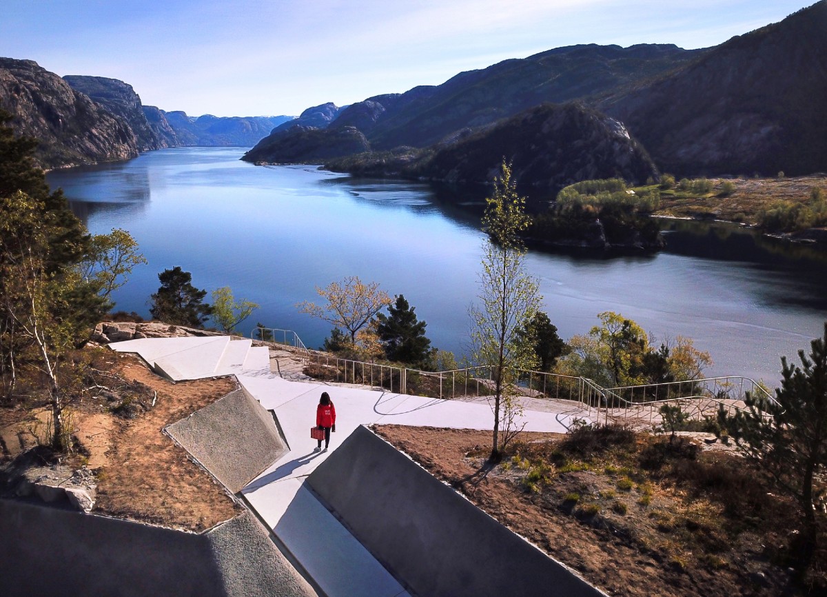 The viewpoint Høllesli by the Lysefjord - Fjord Norway