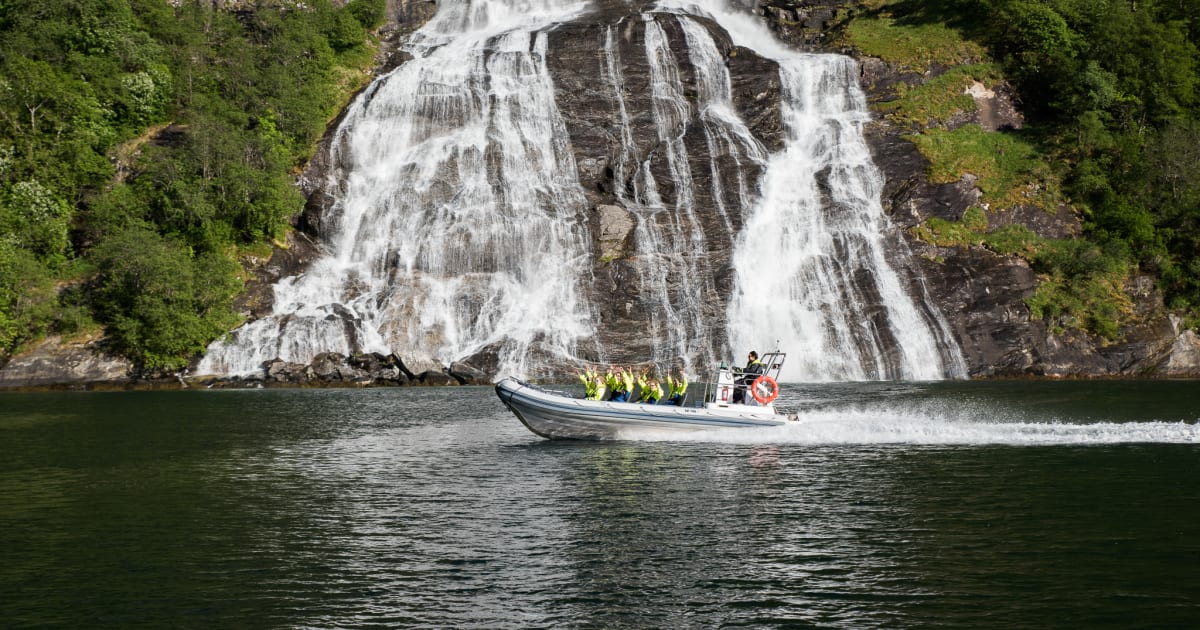 RIB Fjordsafari Geiranger - Fjord Norway