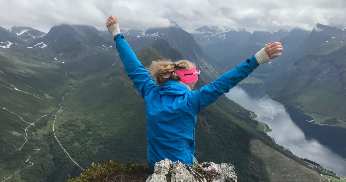 Guided hiking group tour in Bremanger & the fjords - Fjord Norway