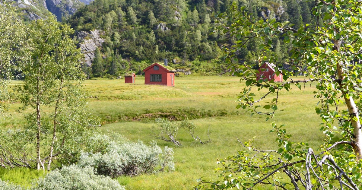 Kvanndalen Turisthytte in Suldal - Fjord Norway