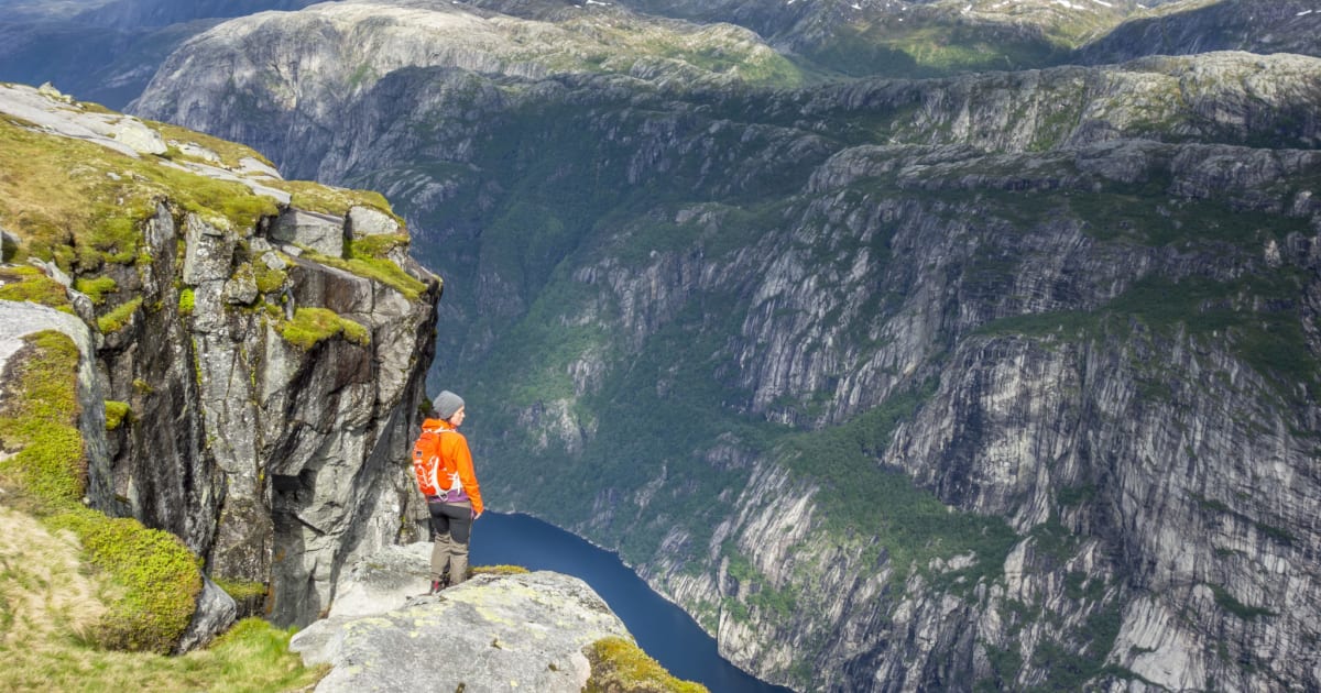 Kjerag Private Hike with Explore Lysefjorden - Fjord Norway