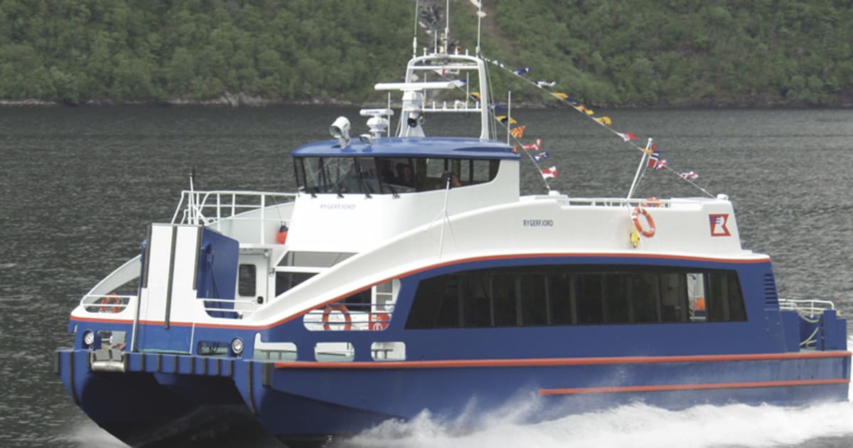 Ferry on the Lysefjord (Lysebotn-Forsand-Lauvvik) - Fjord Norway