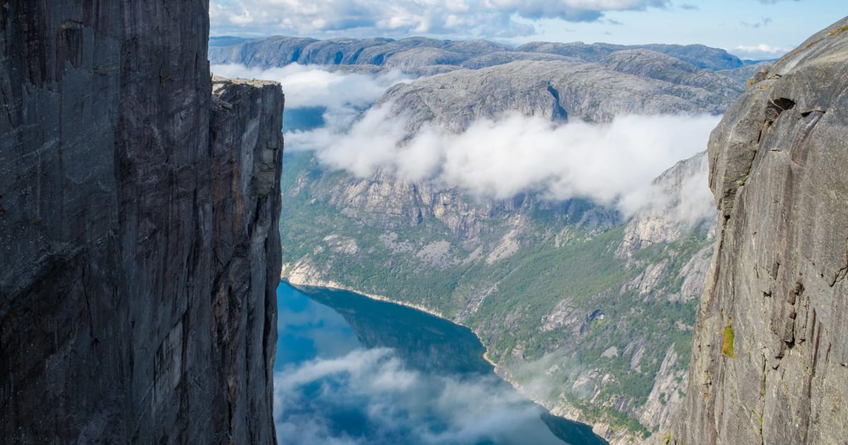 Hertz car rental Stavanger - Fjord Norway