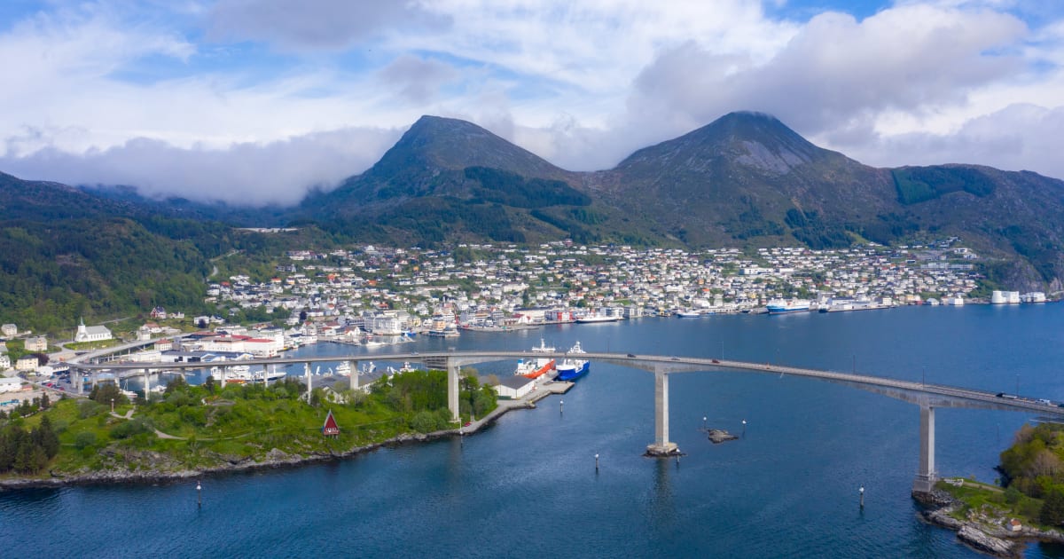 Måløy Tourist Information - Fjord Norway