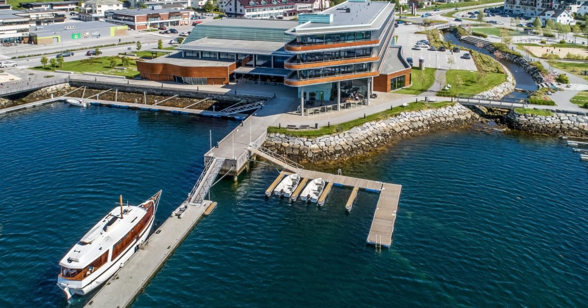 Quality Hotel Ulstein - Fjord Norway