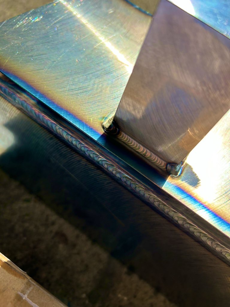 有限会社アラヤ - Mitsuri