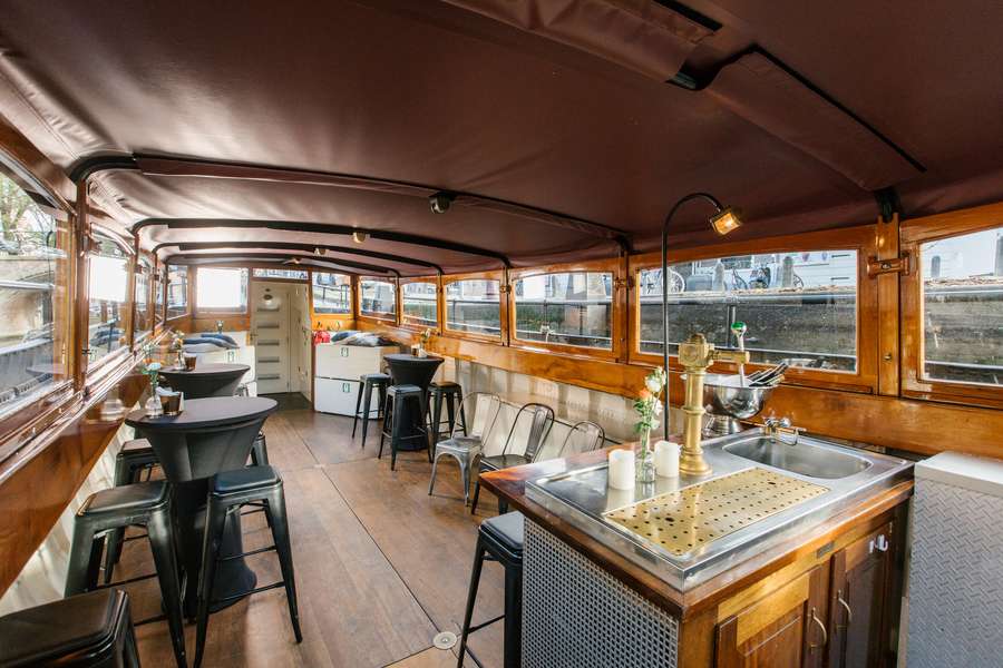 Huur 60 persoons Salonboot Anna Maria via Boot Huren Amsterdam