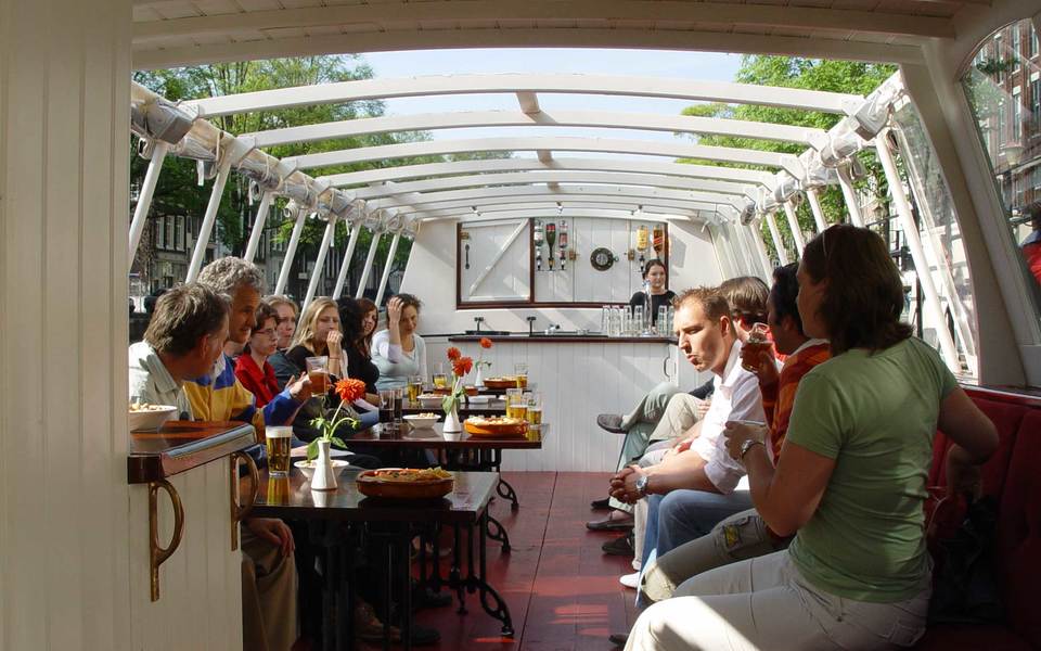 Rent 40 persons Canal barge Jacob van Lennep via Rent A Boat Amsterdam