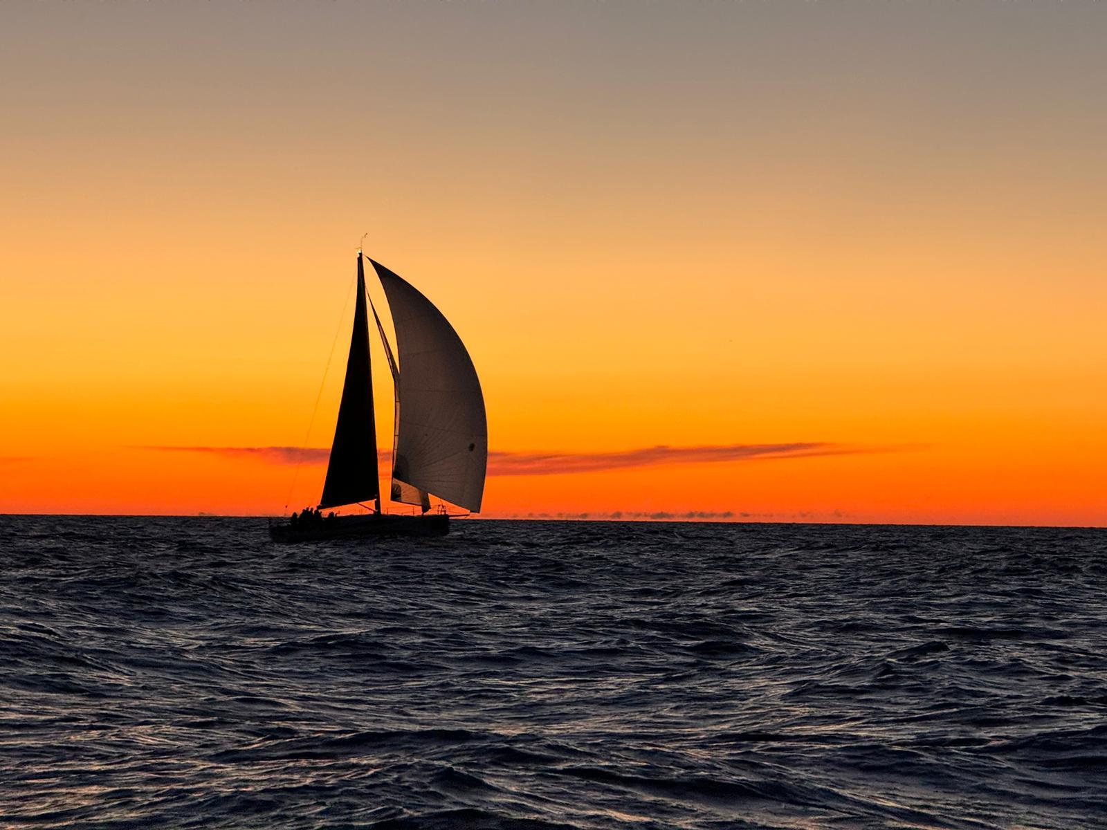 1600x1200 Beautiful Sail Boat Sailing Around The World One Step At A