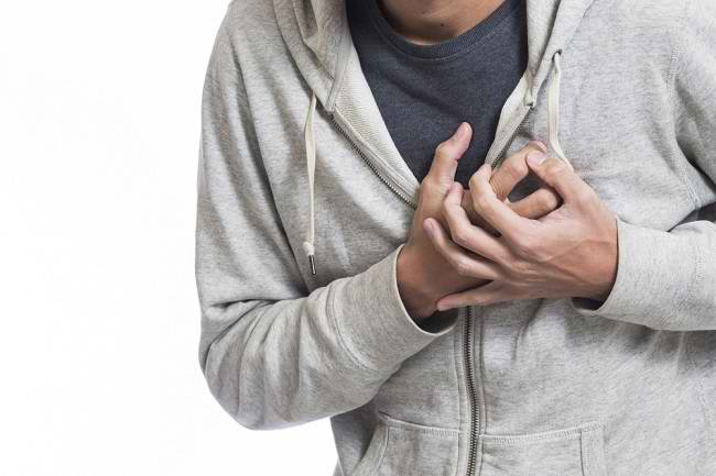 Ketahui Perbedaan Serangan Jantung dan Gagal Jantung - Alodokter