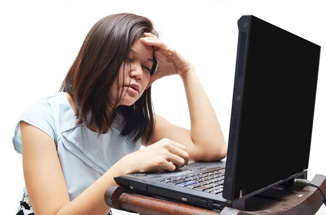 Sakit Kepala Tegang Akibat Stres? Singkirkan dengan Cara Ini! - Alodokter