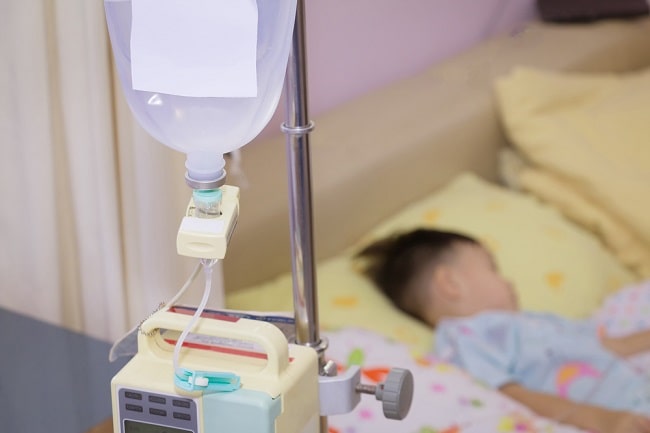 Cairan Ringer Laktat vs Salin Normal untuk Diare dengan Dehidrasi pada ...