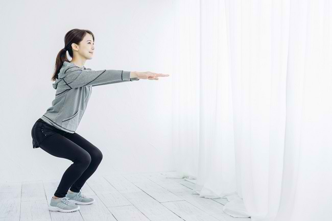 Squat Jump, Inilah Cara Melakukannya yang Benar - Alodokter