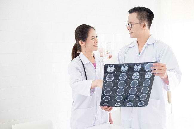 Dokter Spesialis Neurologi, Inilah Peran dan Tugasnya - Alodokter