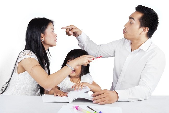 Dampak Psikologis yang Dialami Anak Broken Home - Alodokter