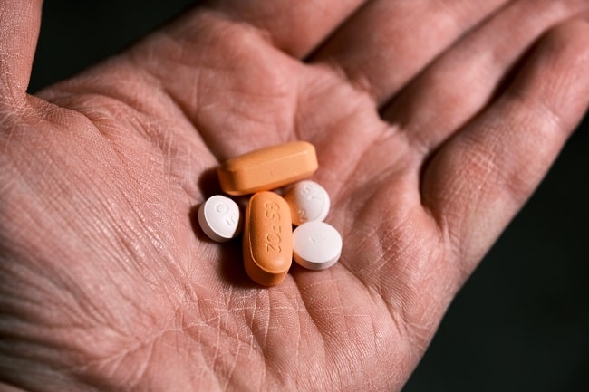 Inisiasi Cepat Terapi Antiretroviral pada HIV - Alomedika