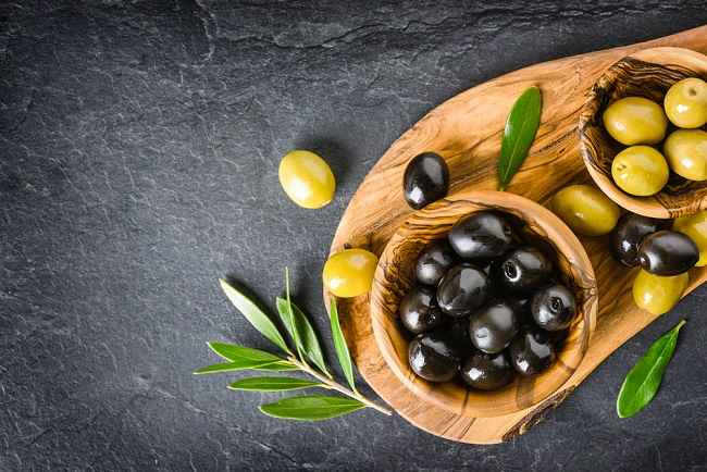 7 Manfaat Buah Zaitun bagi Kesehatan Tubuh - Alodokter
