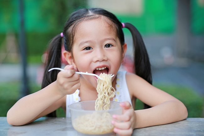 MSG Bikin Anak Bodoh, Benarkah? - Alodokter MSG Bikin Anak Bodoh, Benarkah? - Alodokter