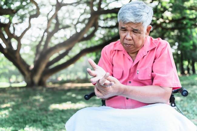 Hemiparesis - Gejala, Penyebab, dan Pengobatan - Alodokter