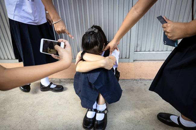 9 Penyebab Bullying dan Cara Mencegahnya - Alodokter 9 Penyebab Bullying dan Cara Mencegahnya - Alodokter