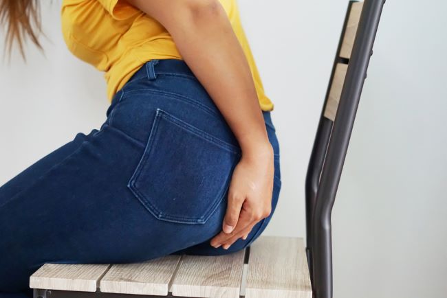 Bisul di Pantat, Ketahui Penyebab dan Cara Mengatasinya - Alodokter