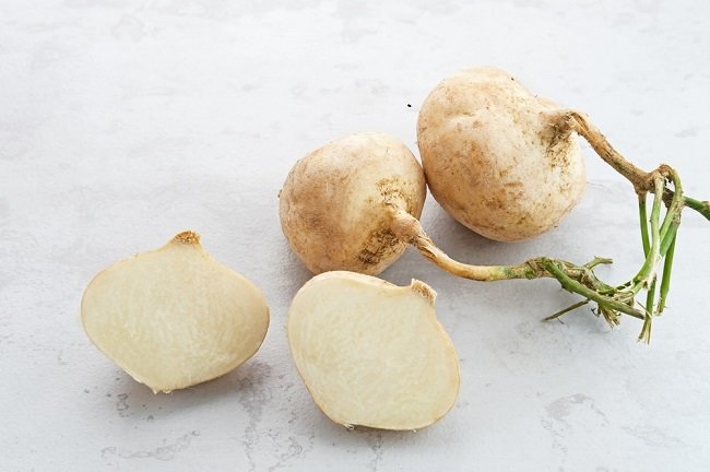 4 Manfaat Bengkuang untuk Wajah yang Penting Diketahui - Alodokter