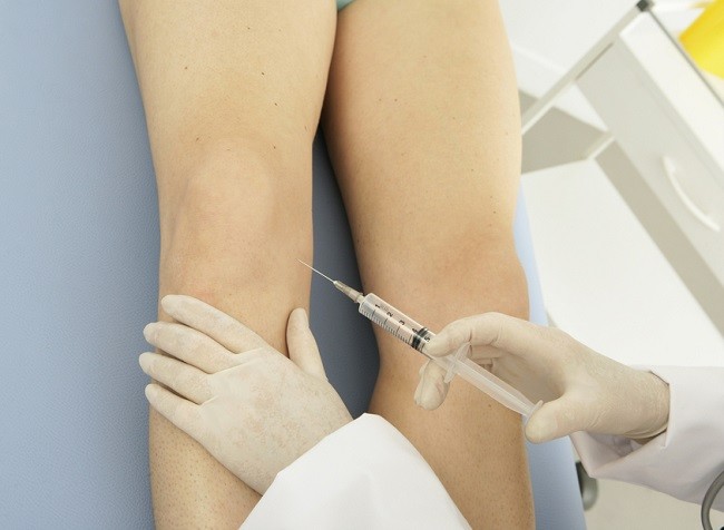 Stop Injeksi Steroid Intraartikular pada Osteoarthritis Genu - Alomedika