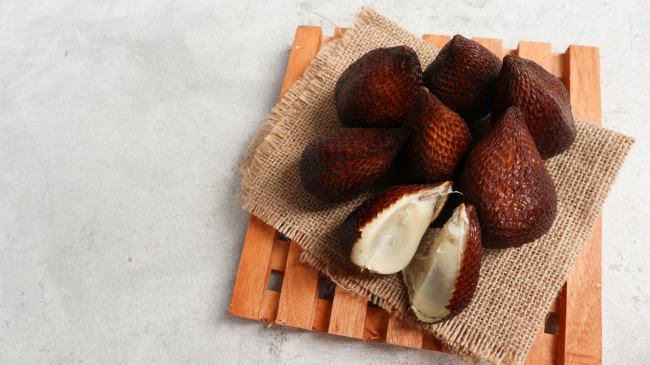 Salak Pondoh, Ketahui 7 Manfaat dan Cara Mengonsumsinya - Alodokter