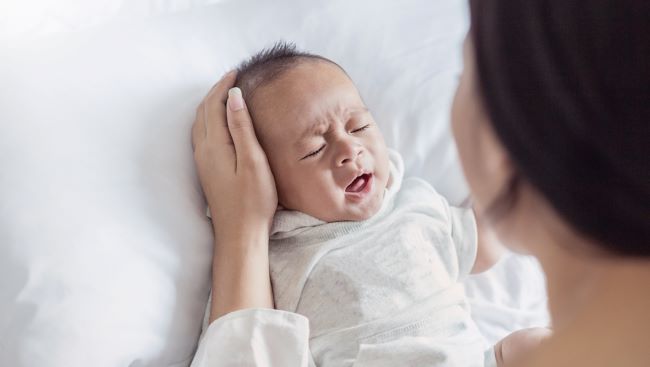 11 Ciri-Ciri Demam yang Berbahaya pada Bayi - Alodokter