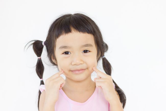 Bercak Putih di Wajah Anak, Kenali Penyebab dan Cara Mengatasinya ...