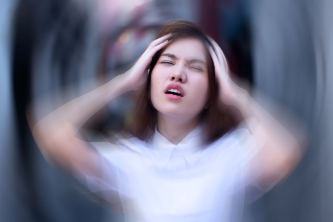 Sakit Kepala Setiap Hari, Ketahui Penyebab dan Cara Mengatasinya - Alodokter