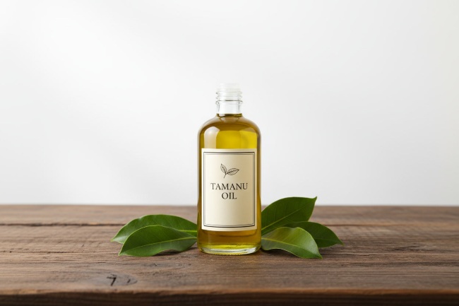 5 Manfaat Tamanu Oil untuk Wajah dan Cara Aman Menggunakannya - Alodokter