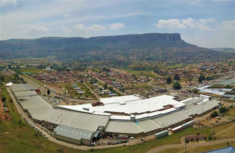 Vukile’s Maluti Crescent wins top Rural and Small-Town Development ...